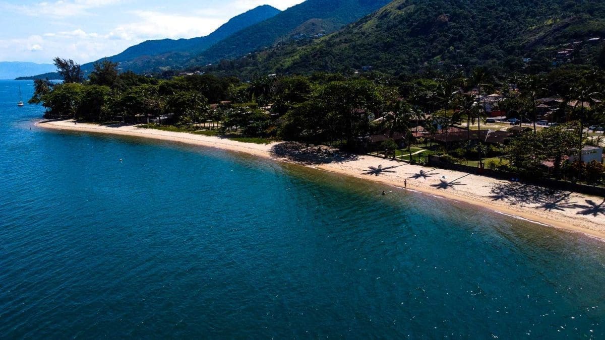 Praia do Pequeá - Descubra o paraíso à beira-mar