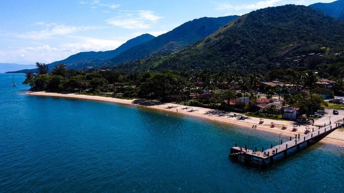 Praia do Pequeá - Descubra o paraíso à beira-mar