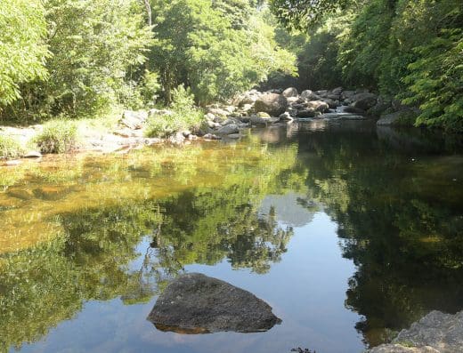 Cachoeira do Poço Fundo Bonete em ilhabela - ilhabela.plus